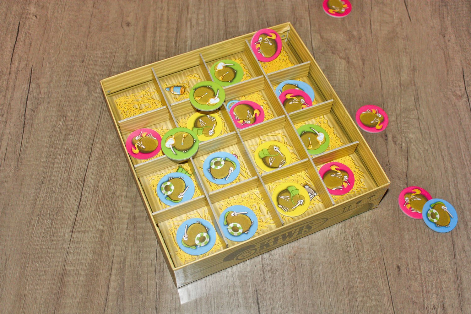 Flying Kiwis | Review | Uitleg | Spel | PinkGraphics.nl